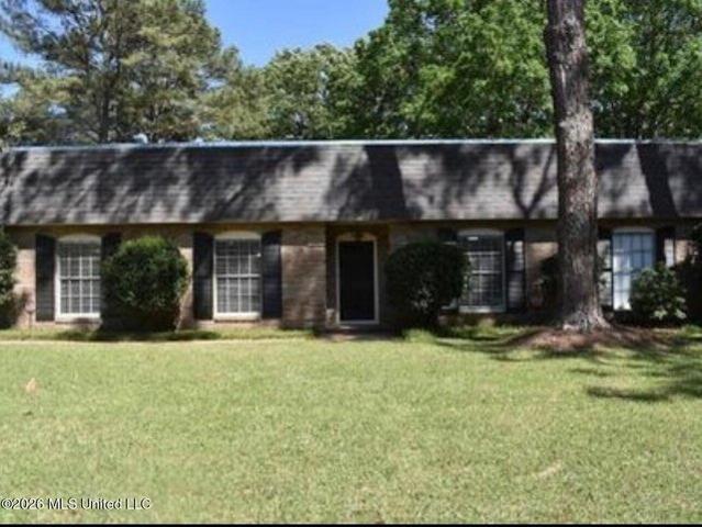 5230 Ridgewood Rd, Jackson, MS 39211