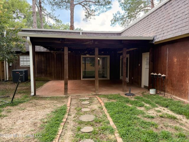 5230 Ridgewood Road