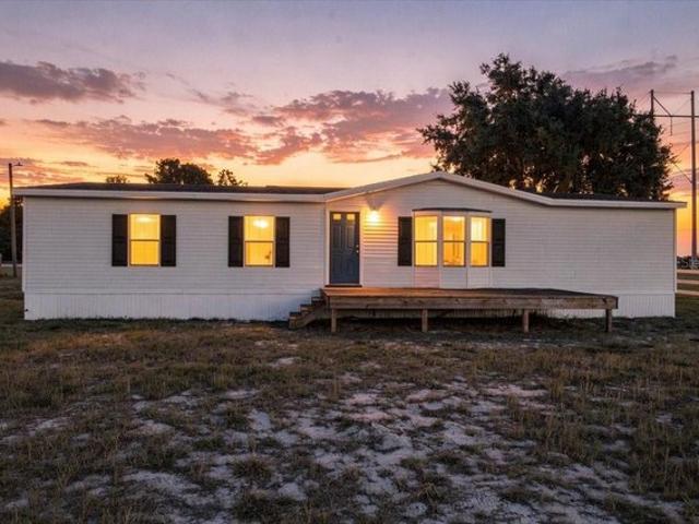 5230 Thornhill Rd, Winter Haven, FL 33880