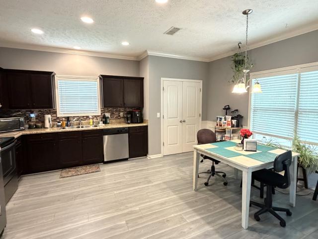 5231 Nancy Seward Dr