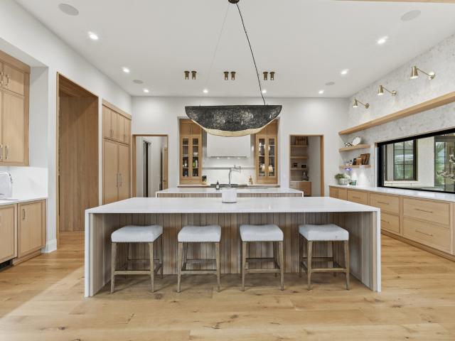 5231 Williamsburg Rd