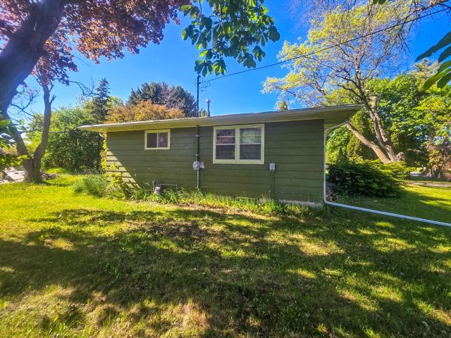 5232 County Highway B