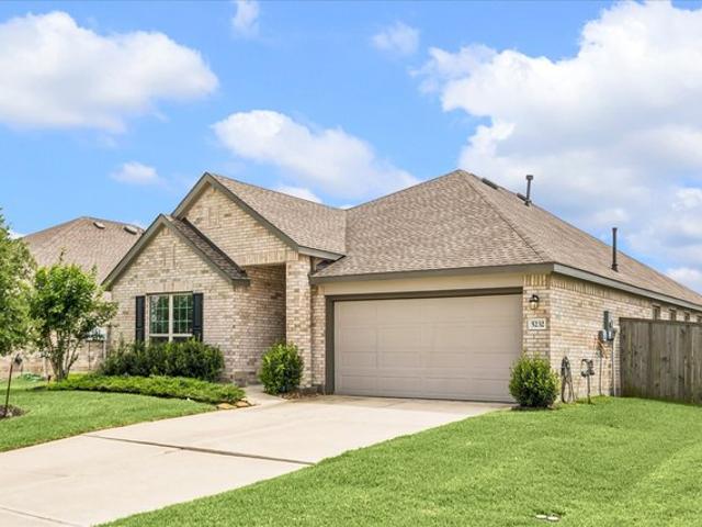 5232 Pine Pass Dr, Rosenberg, TX 77469
