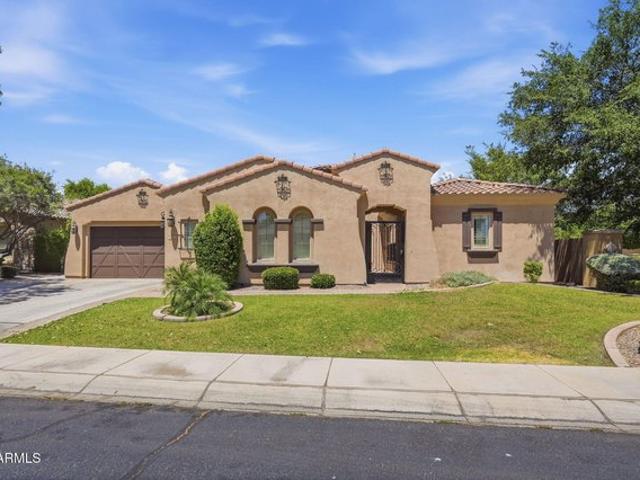 5232 S Huachuca Pl, Chandler, AZ 85249