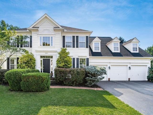 5232 Settlement Dr, New Albany, OH 43054