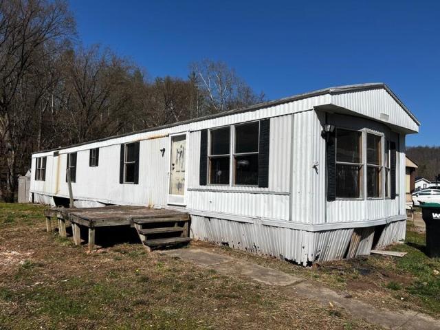 5232 Walnut Valley Drive, 30, Cross Lanes, WV 25313