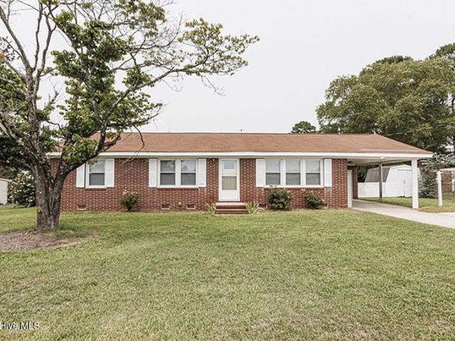 5233 Sharon Acres Rd, Elm City, NC 27822