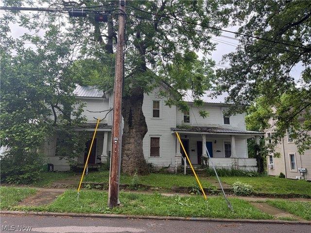 523 College Ave, Wooster, OH 44691