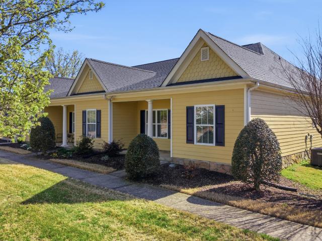 523 Callaway Ct, Chattanooga, TN 37421 | MLS #1530