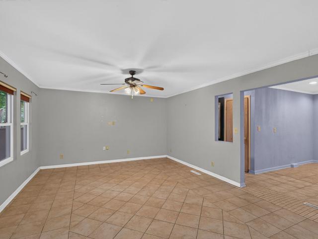 523 chisholm trail