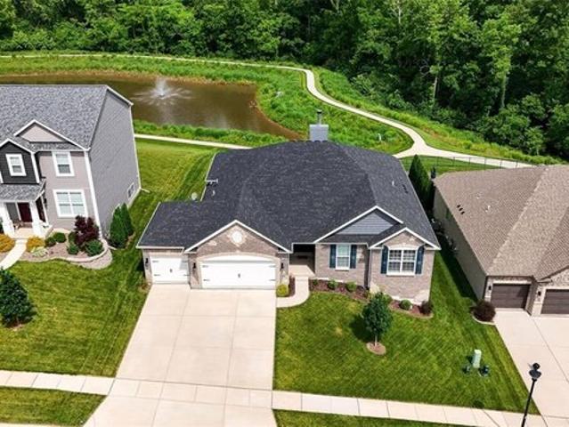 523 Cliff Brook Dr, O'Fallon, MO 63366