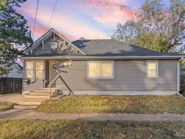 523 Broadway, East Alton, IL 62024