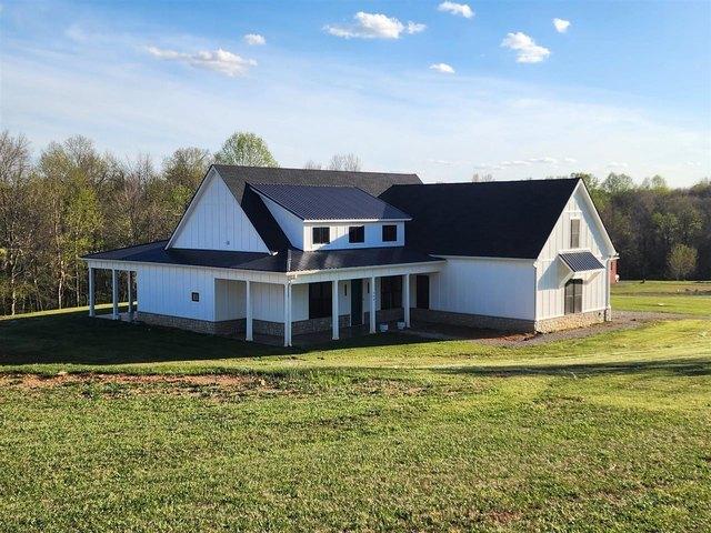 523 Burns Way, Glasgow, KY 42141