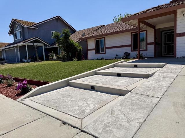 523 Gumwood Court