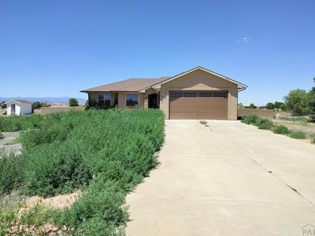 523 E Hahns Peak Ave, Pueblo West, CO 81007