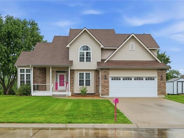 523 Ernest Dr, Clinton, MO 64735