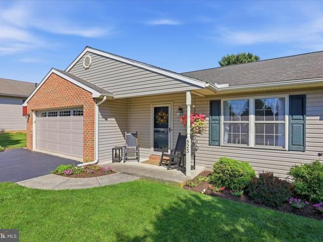 523 Foggy Bottom Rd, Ephrata, PA 17522