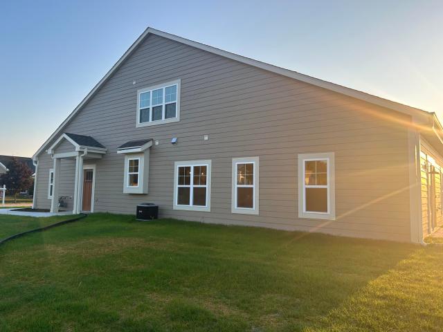 523 Firefly Trl, Unit 1