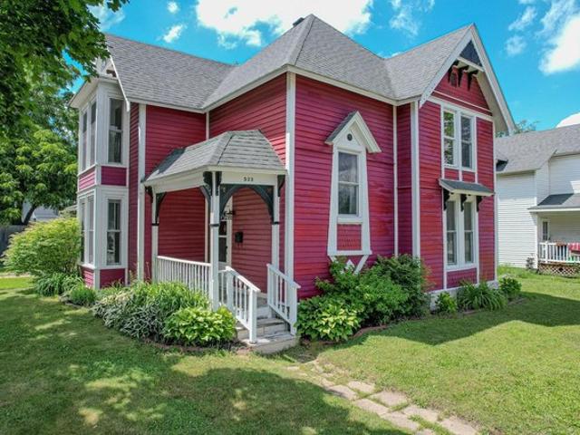523 Kilbourn Ave, Tomah, WI 54660