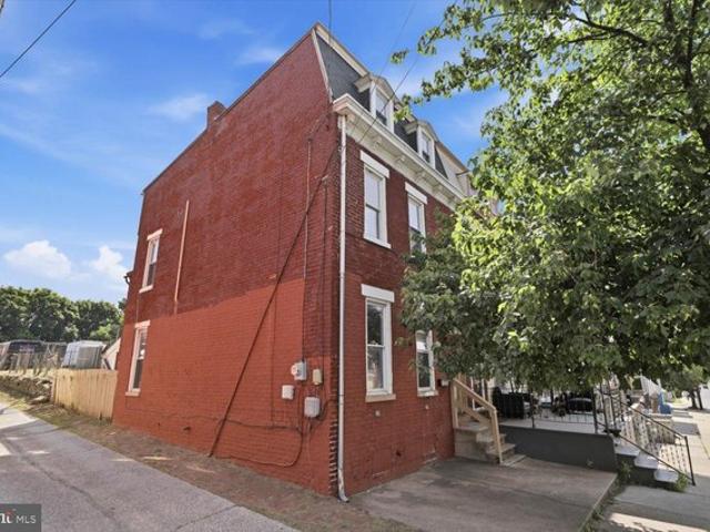 523 N 2nd St, Columbia, PA 17512