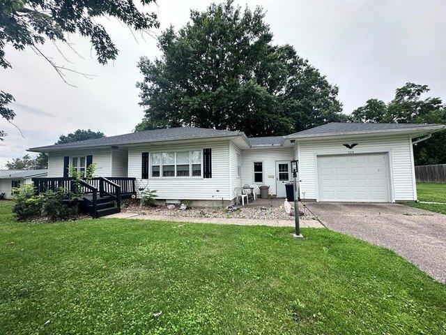 523 N Adams St, Memphis, MO 63555