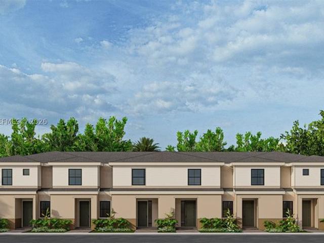523 NE 15th St, Florida City, FL 33034