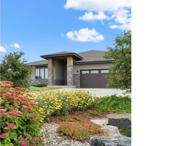 523 Nesting Eagles Way