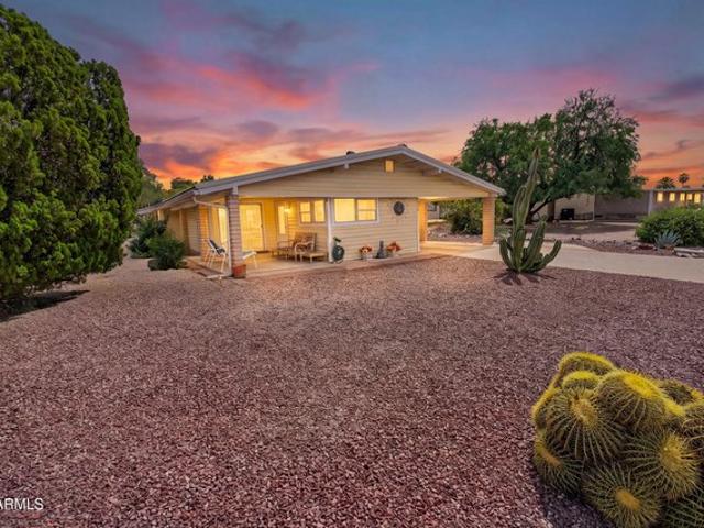 523 S Park View Cir, Mesa, AZ 85208