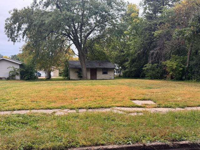 523 Strait Avenue