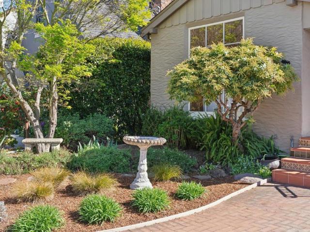 523 Pala Ave