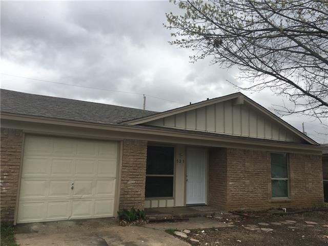 523 Parker Cir, Garland, TX 75040