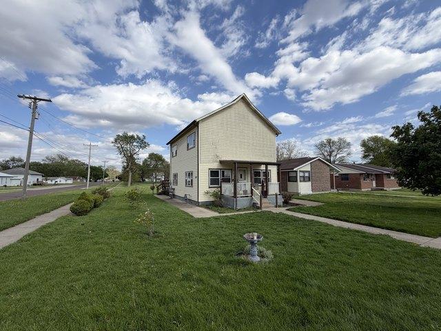 523 W 9th St, Gibson City, IL 60936