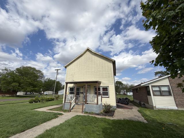 523 W 9th Street