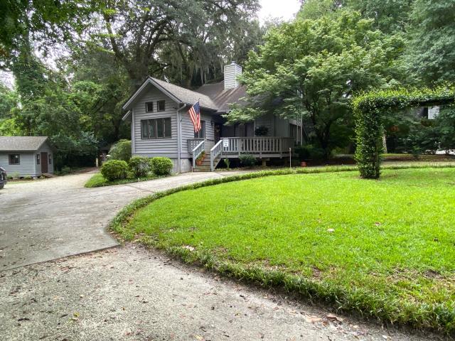 523 W Carolina Ave, Summerville, SC 29483 | MLS #26003 | Compass