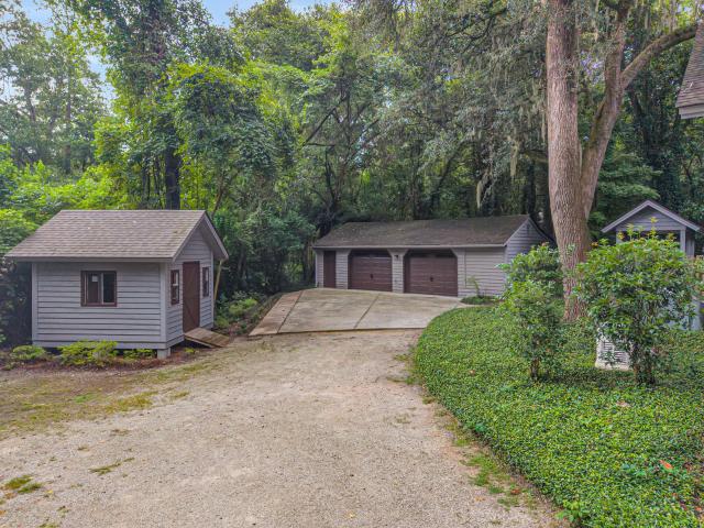 523 W Carolina Avenue