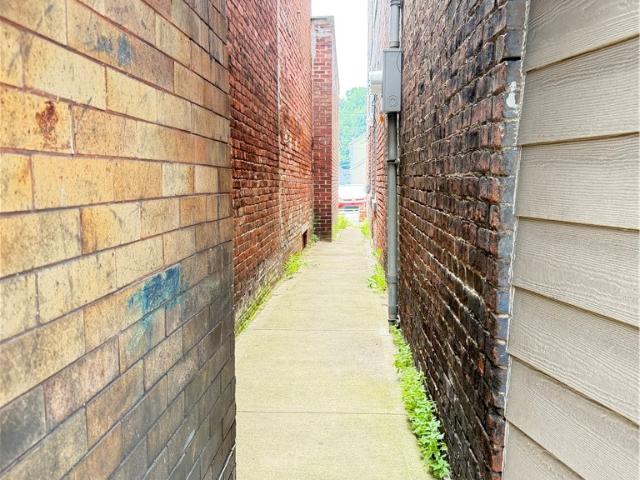 523 W Main Street