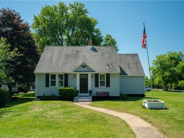 523 Western Ave, Beaver, PA 15009