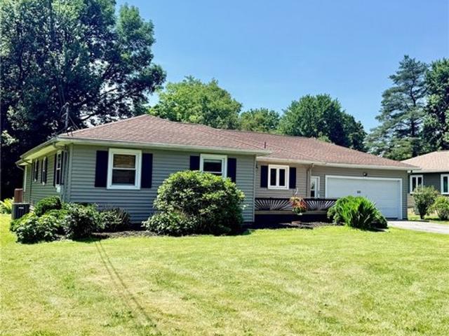 523 Westside Dr, Rochester, NY 14624