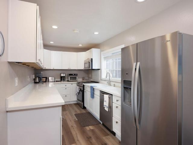 523 The Alameda
