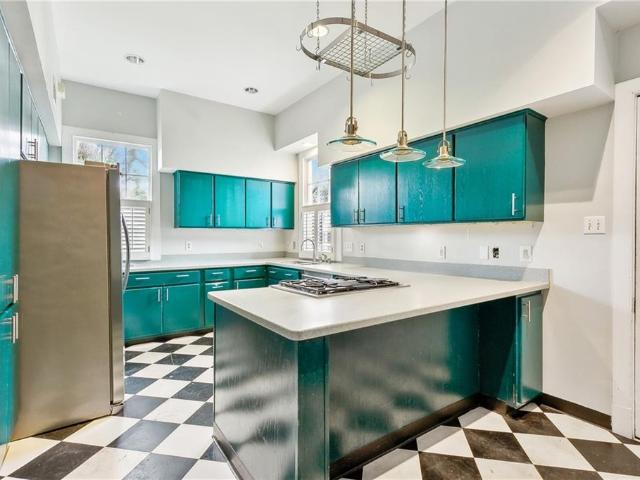 523 Turquoise Street