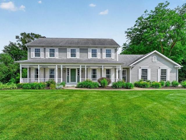 52440 Liberty Mills Ct, Granger, IN 46530