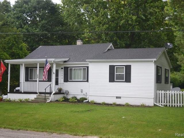 5244 Oleksyn Rd, Mount Morris Township, MI 48504