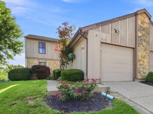 5244 Pros Dr, West Chester, OH 45069