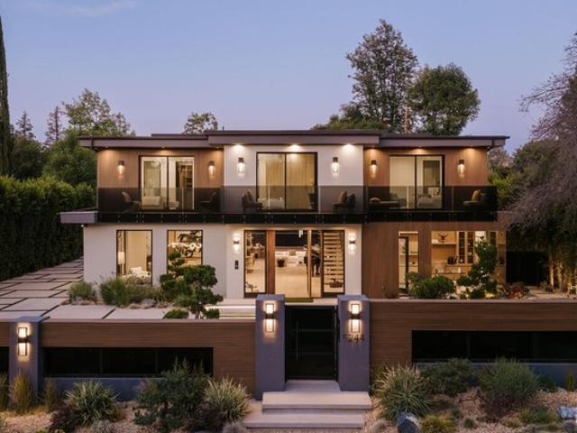 5244 Tampa Ave, Tarzana, CA 91356