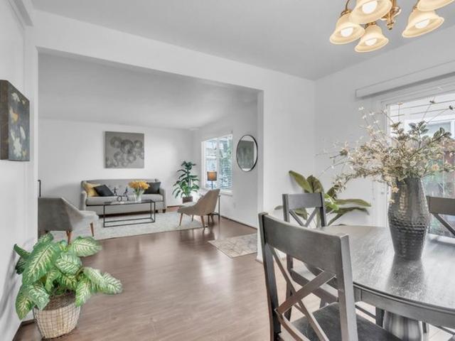 5245 Manzanita Ave Apt 2, Carmichael, CA 95608