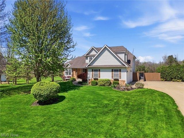 5245 Markwood Ct, Valley City, OH 44280