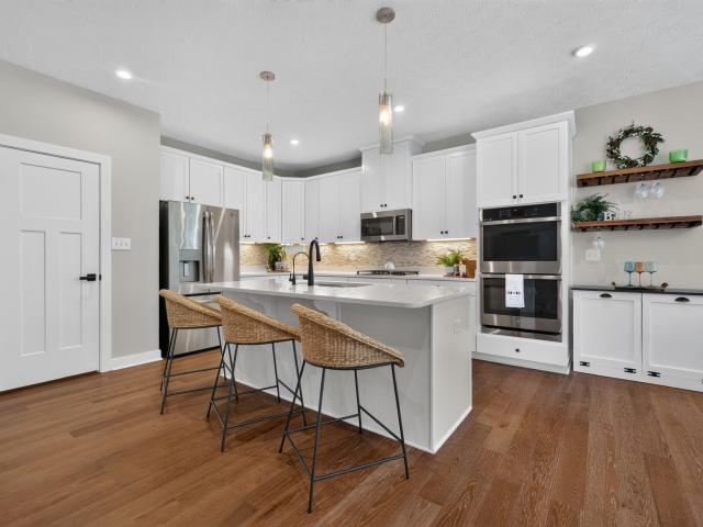 5245 Montview Way