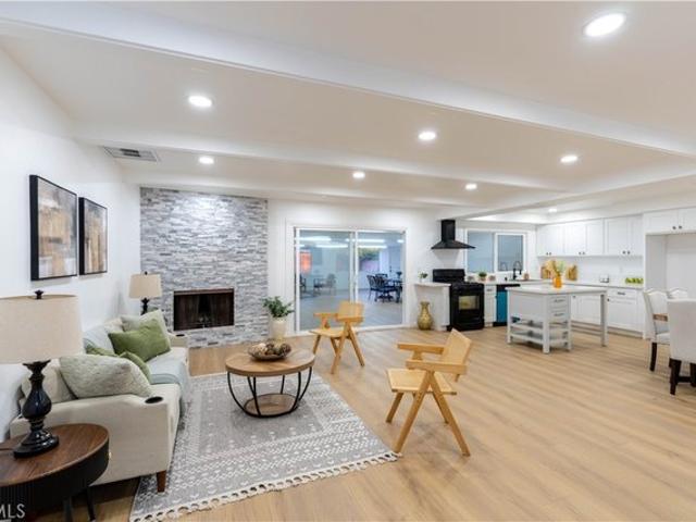 5245 N Mountain View Ave, San Bernardino, CA 92407