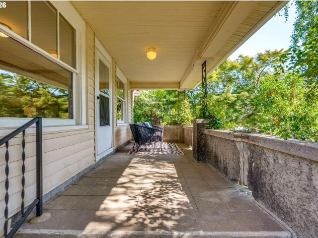 5245 NE 20TH AVE
