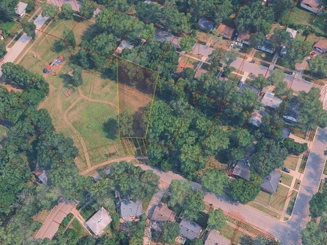 5245 E 11th Place